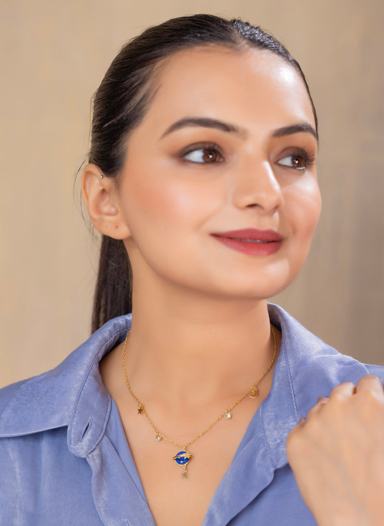 Galaxy Chain Pendant Necklace– Zeyraa